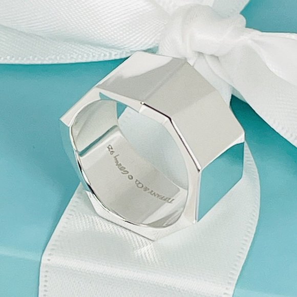 Tiffany & Co. | Jewelry | Size 65 Tiffany Frank Gehry Wide Torque Ring ...